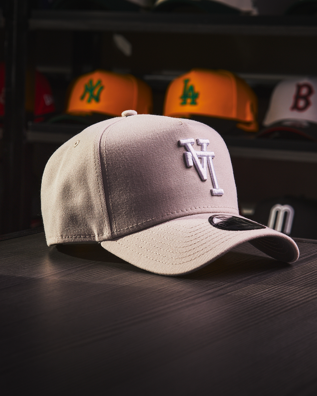 New Era - Los Angeles Dodgers Upside Down Logo – Don Martech Sneakers